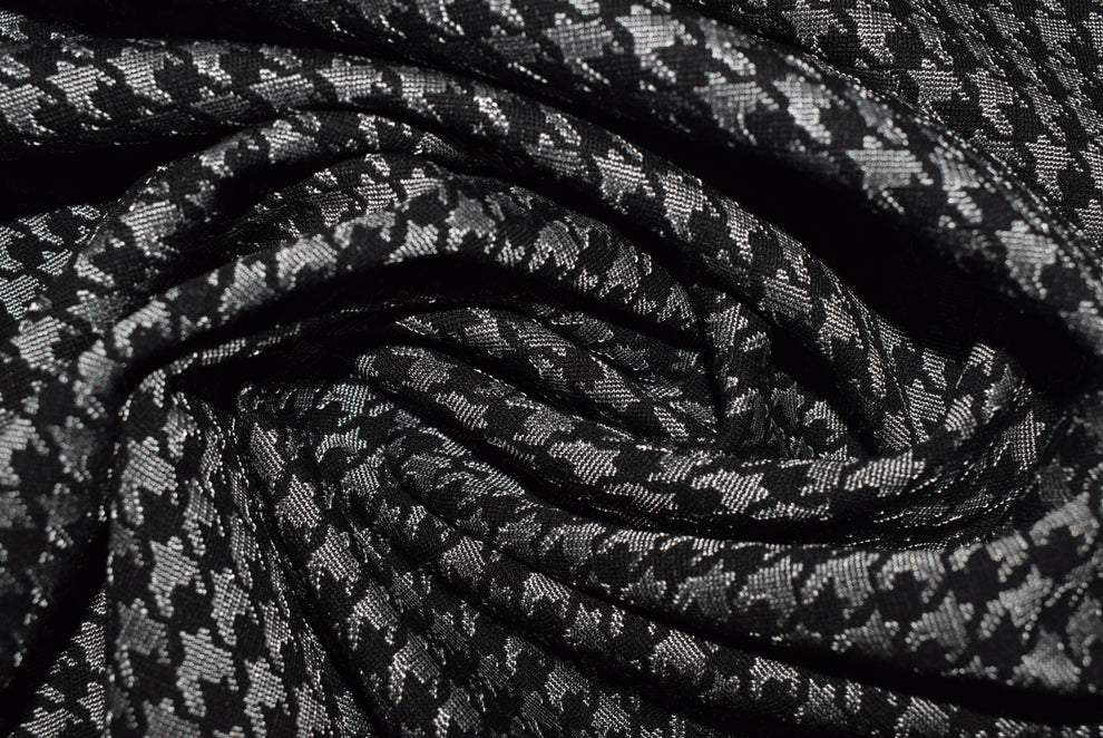 'Silvertooth' 2-Way Stretch Reversible Jersey – Anglian Fashion Fabrics